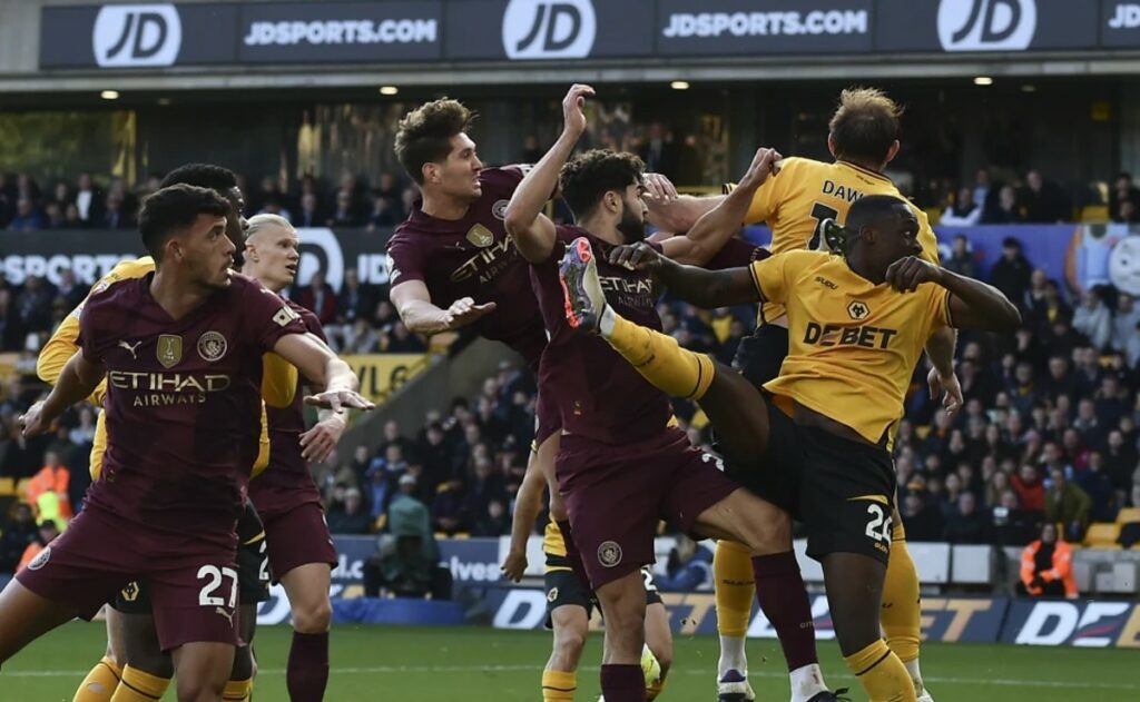 ¿Debió ser anulado el gol de John Stones frente a los Wolves? - Radio ...